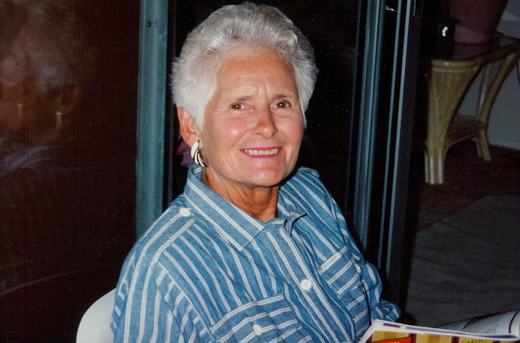 Shirley Sutton Obituary - Burlington, ON | Smith's Funeral Home